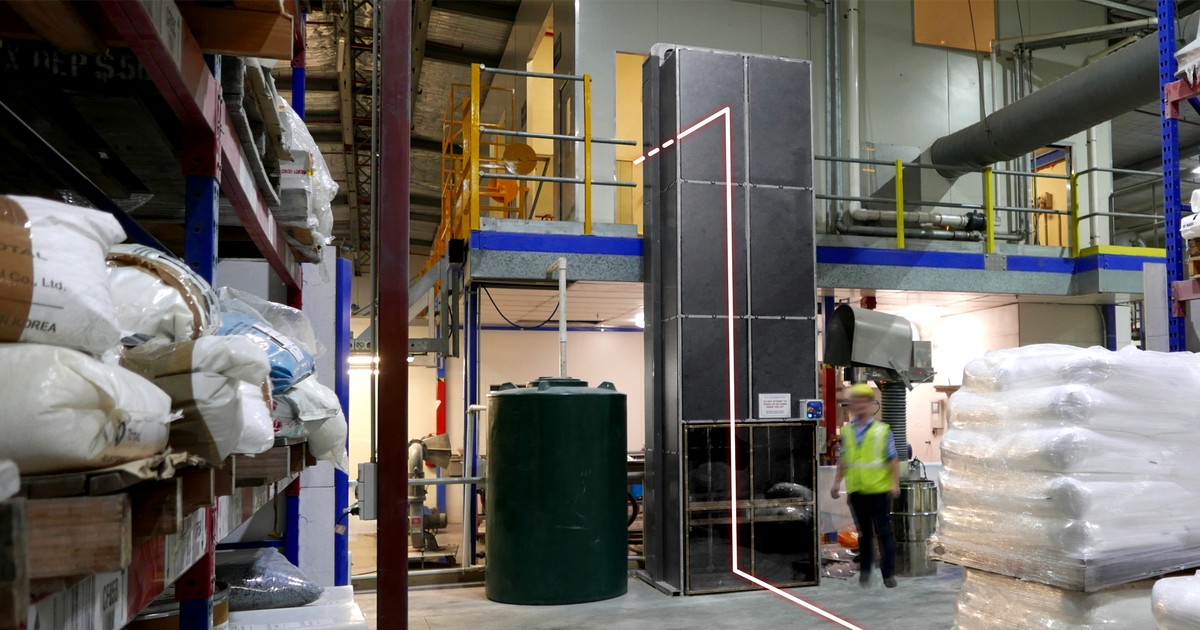 Goods Lifts - High-speed hydraulic freight elevators // Simpro